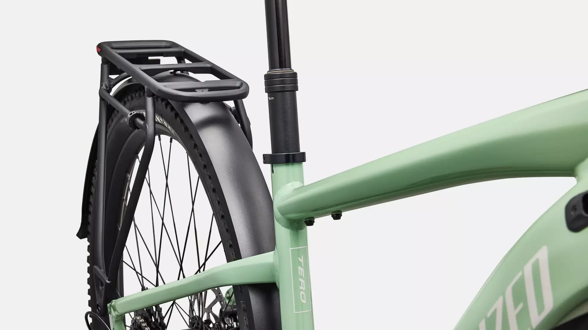 Specialized Turbo Tero 4.0 EQ – E-Bike mit Vollausstattung ...